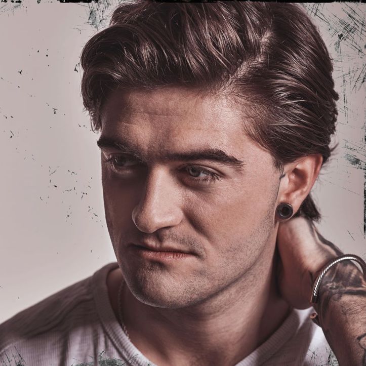 Adam Hender @ Bush Hall – London Life With Liz